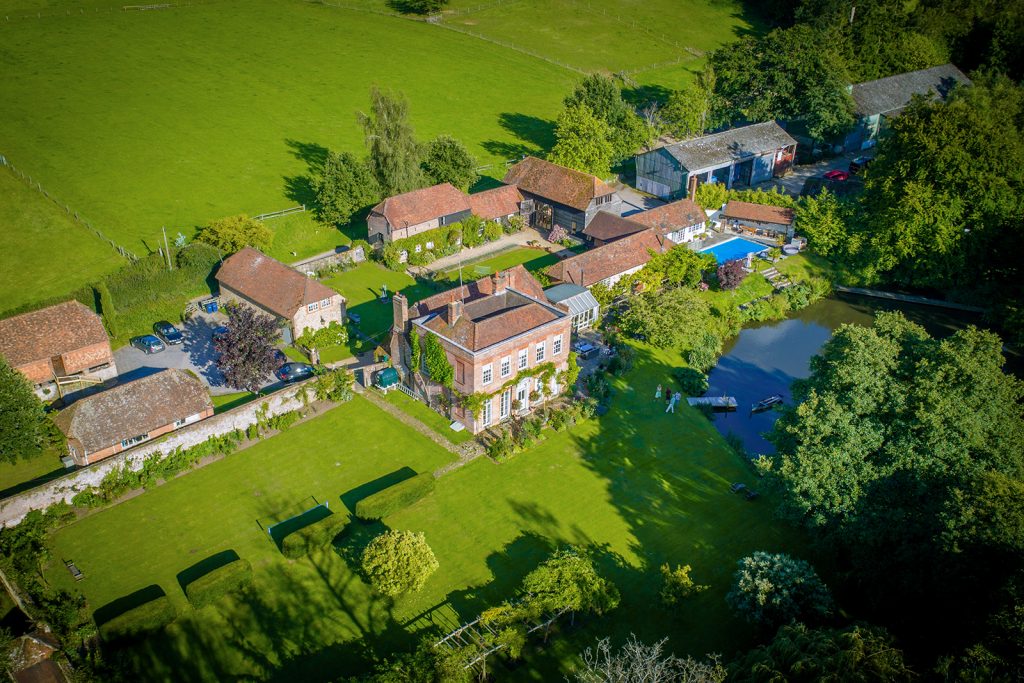 Slades Farm - Surrey Hills Glamping, Guildford, Surrey